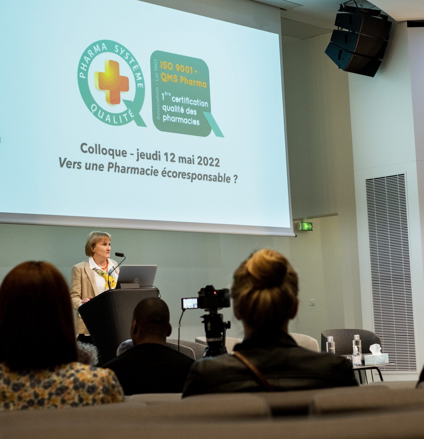 Colloque PHSQ 2022 : vers une pharmacie écoresponsable ? - PHSQ